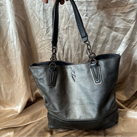 Simply Vera Vera Wang | Bags | Simply Vera Vera Wang Leather Tote Bag | Poshmark